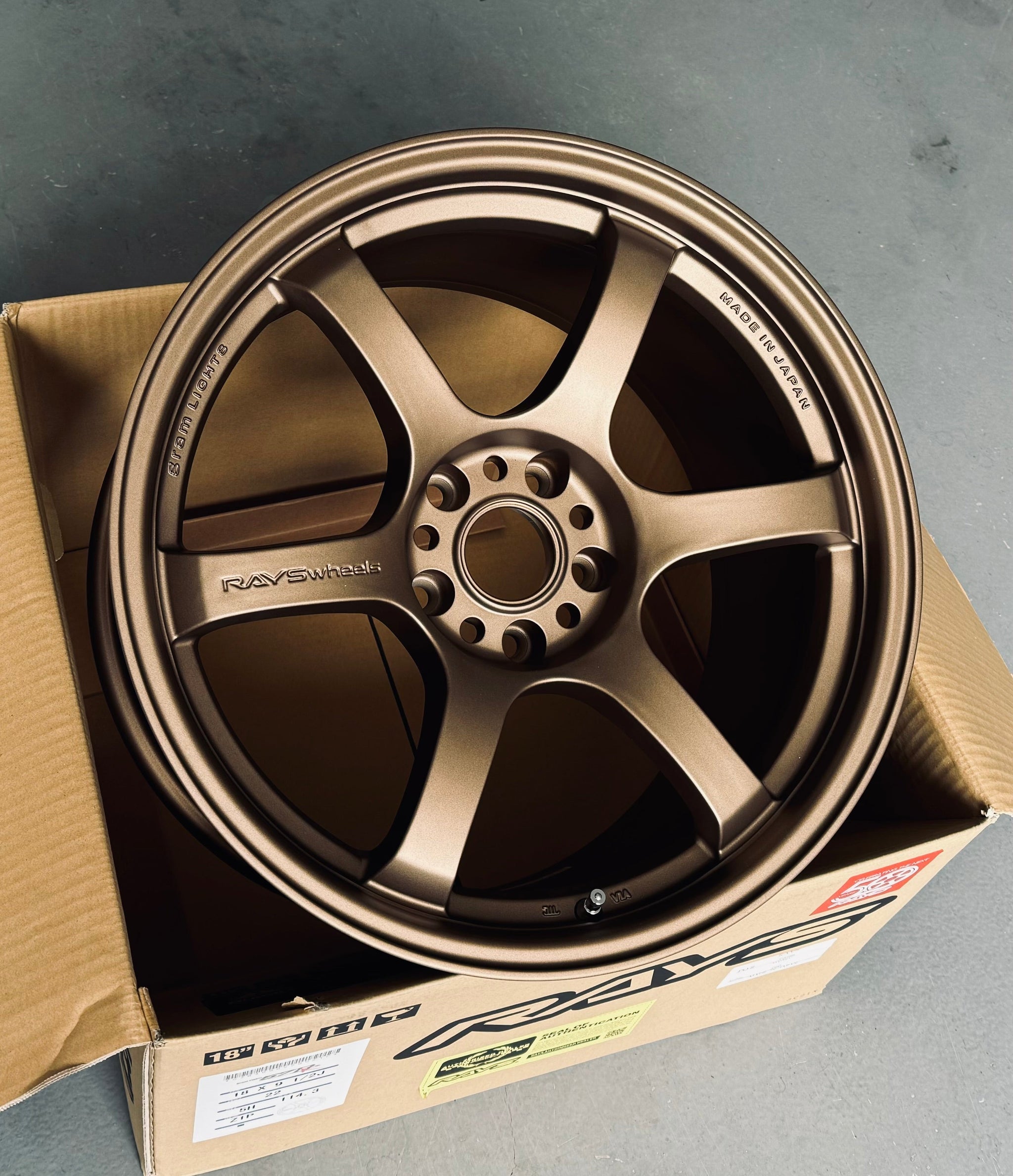 RAYS 57DR BRONZE 18x9.5 +38 5-100 – Autotechnik Wheels